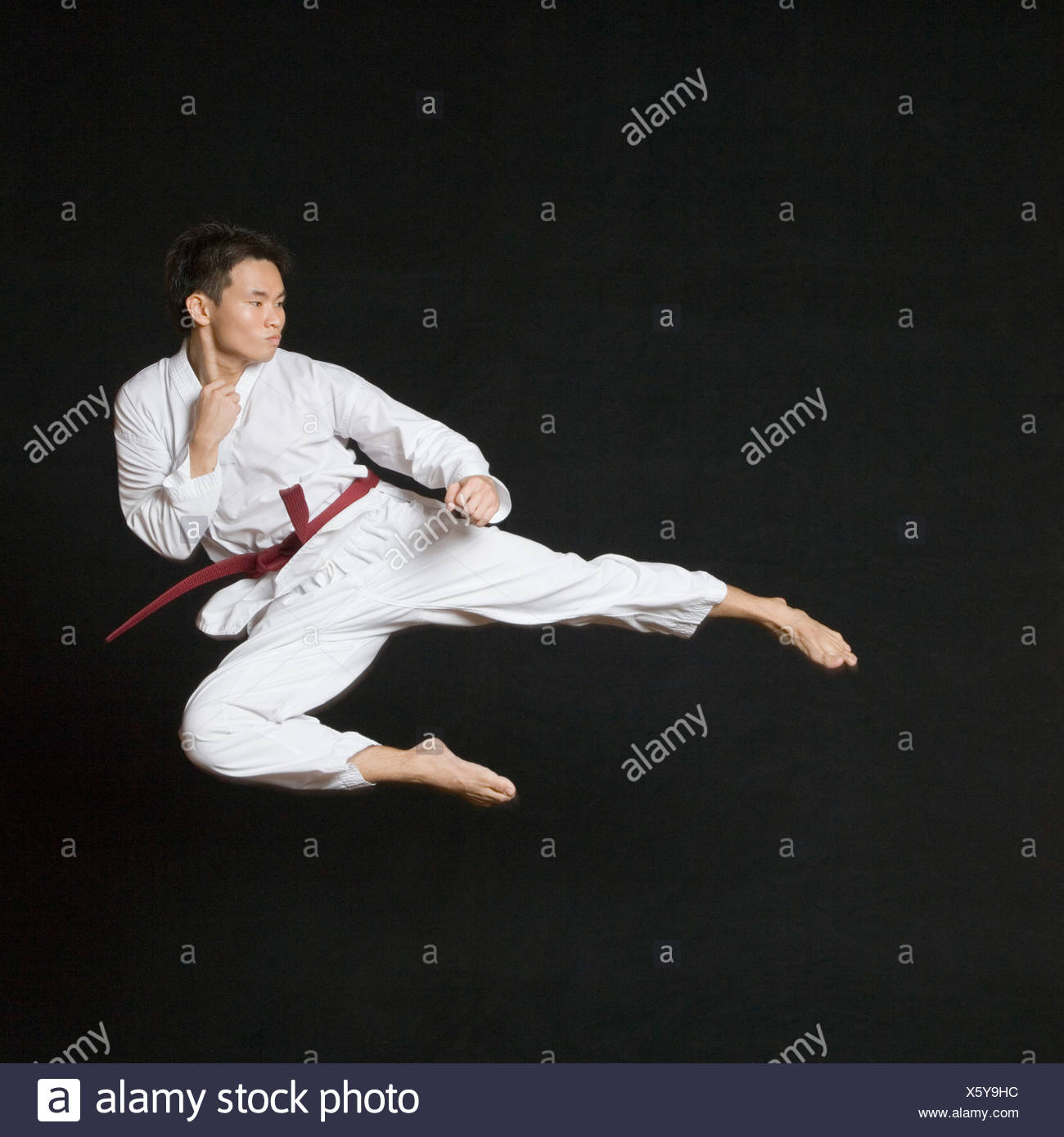 Flying Kick Karate Stock Photos & Flying Kick Karate Stock Images - Alamy