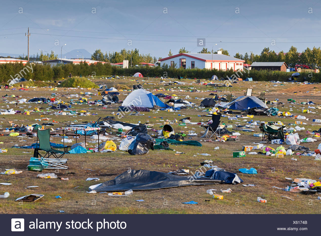 Broken Tent Stock Photos & Broken Tent Stock Images - Alamy