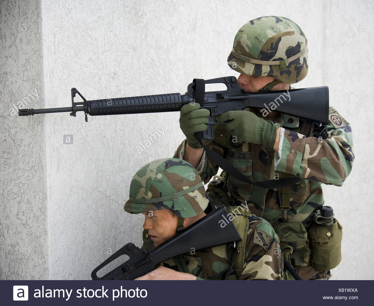 Soldiers Aiming Guns High Resolution Stock Photography and Images - Alamy