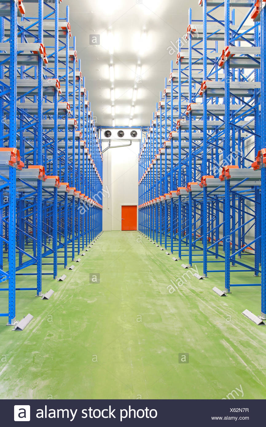 Refrigerated Distribution High Resolution Stock Photography and Images ...