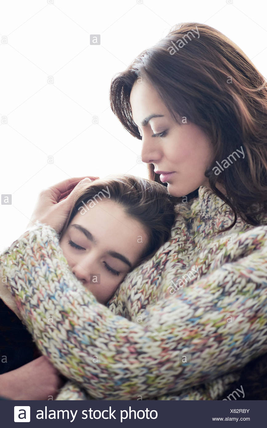 Mother Daughter Hugging High Resolution Stock Photography and Images - Alamy