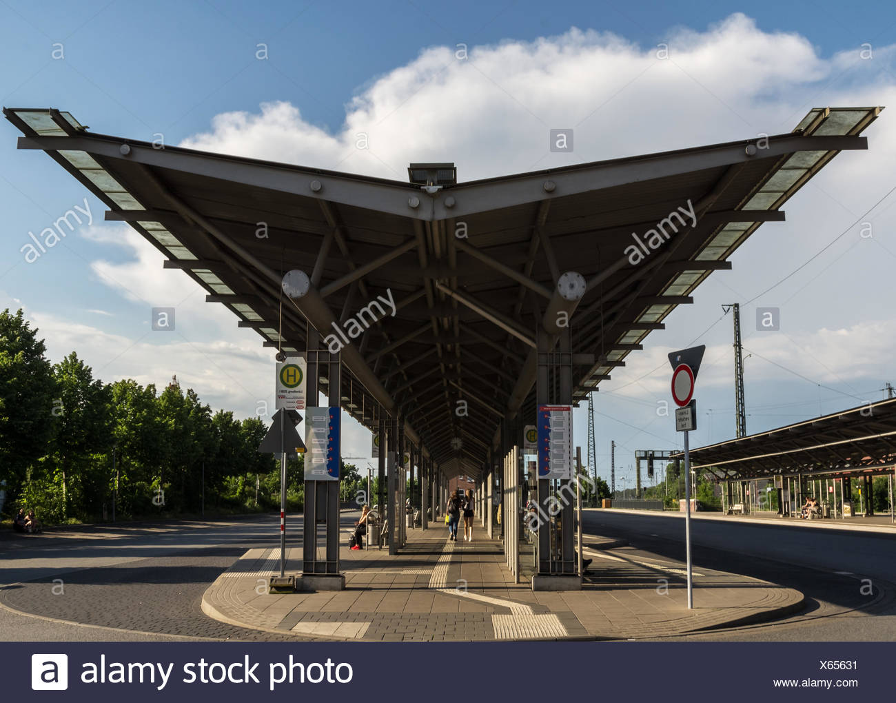 Bushaltestelle Stock Photos & Bushaltestelle Stock Images - Alamy