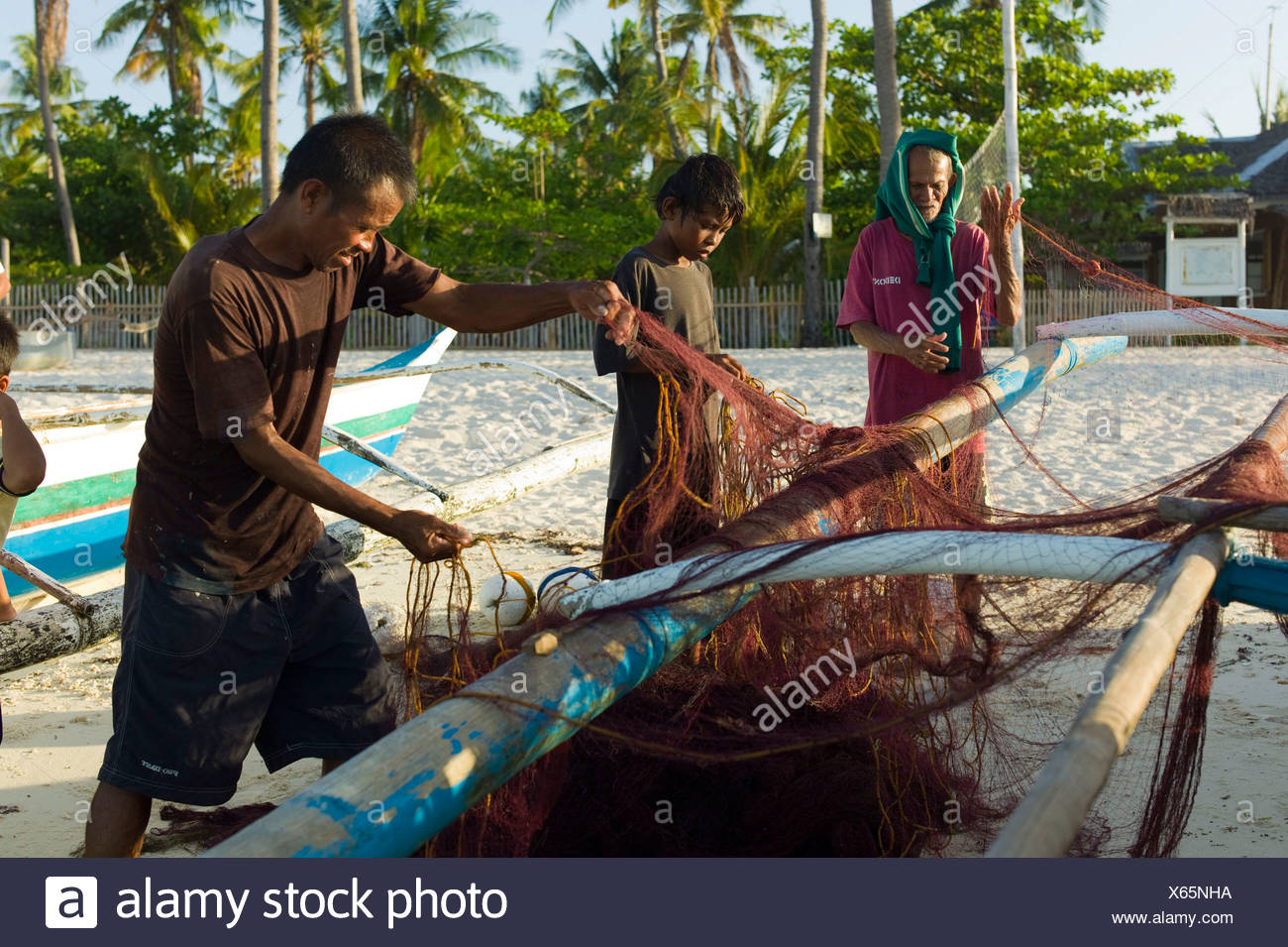 Filipino Fishermen High Resolution Stock Photography and Images - Alamy