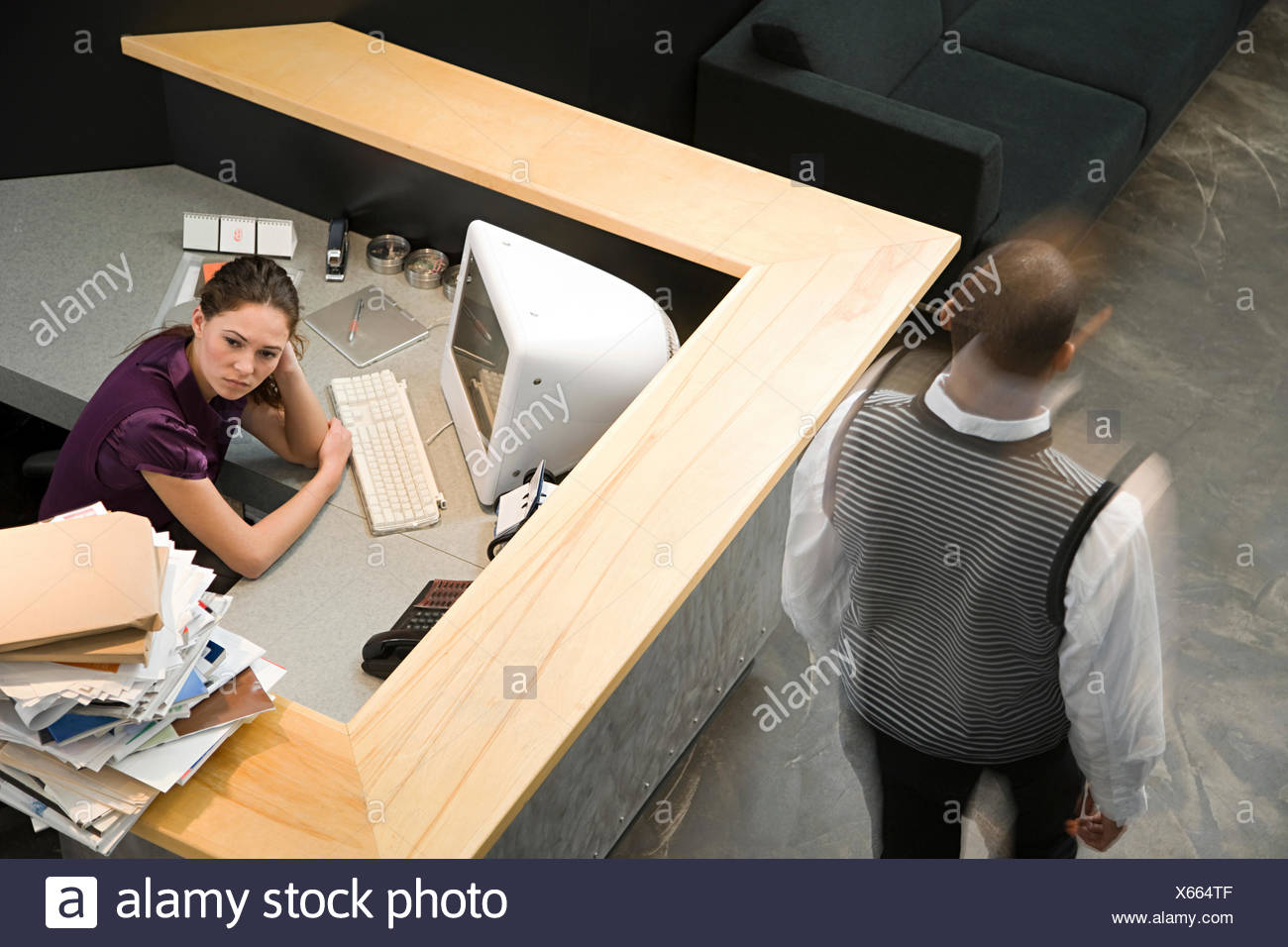 Office Cubicle Bored High Resolution Stock Photography and Images - Alamy