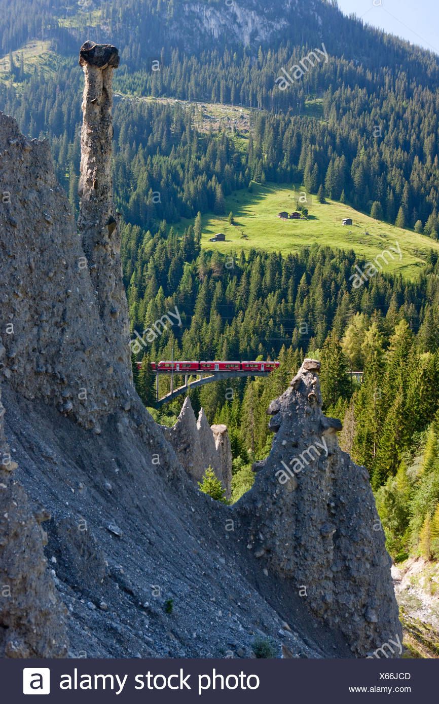 Cliff Railroad High Resolution Stock Photography and Images - Alamy