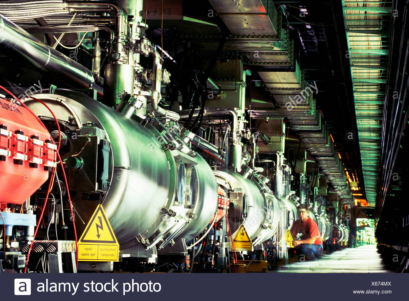 Ion Accelerator High Resolution Stock Photography and Images - Alamy