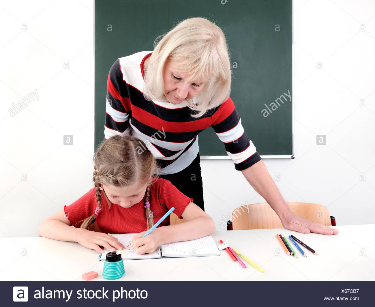 Klassenraum Lehrer High Resolution Stock Photography and Images - Alamy