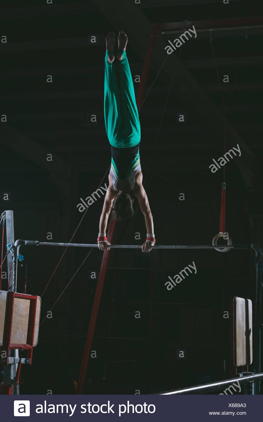 Acrobatic Gymnast High Resolution Stock Photography and Images - Alamy