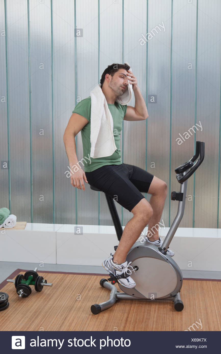 Sweaty Men High Resolution Stock Photography and Images - Alamy