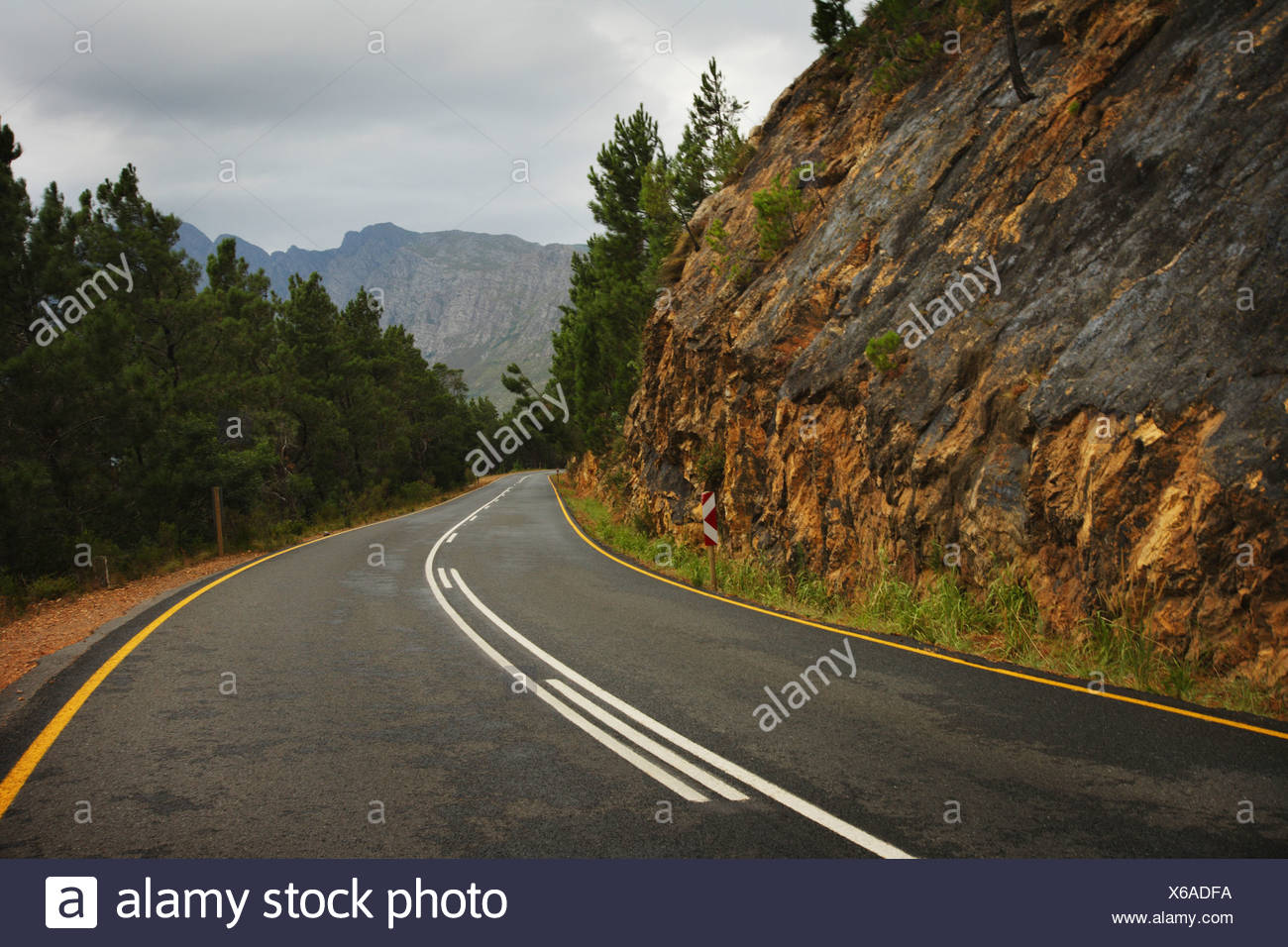 Two Lane Road Stock Photos & Two Lane Road Stock Images - Alamy
