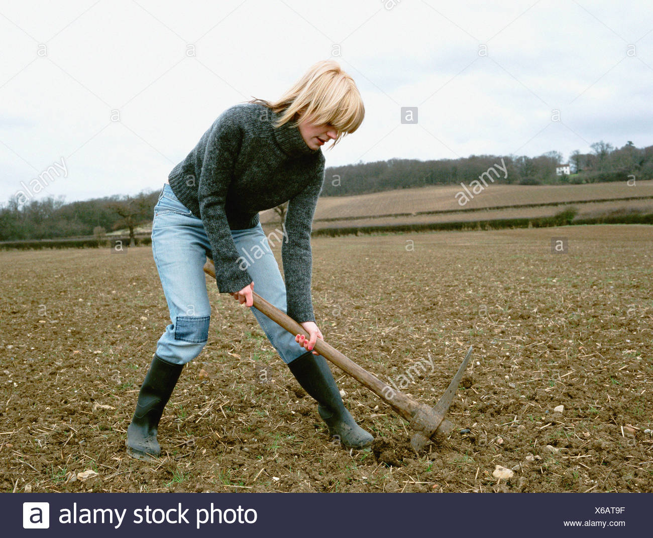 Farmer Digging Stock Photos & Farmer Digging Stock Images - Alamy