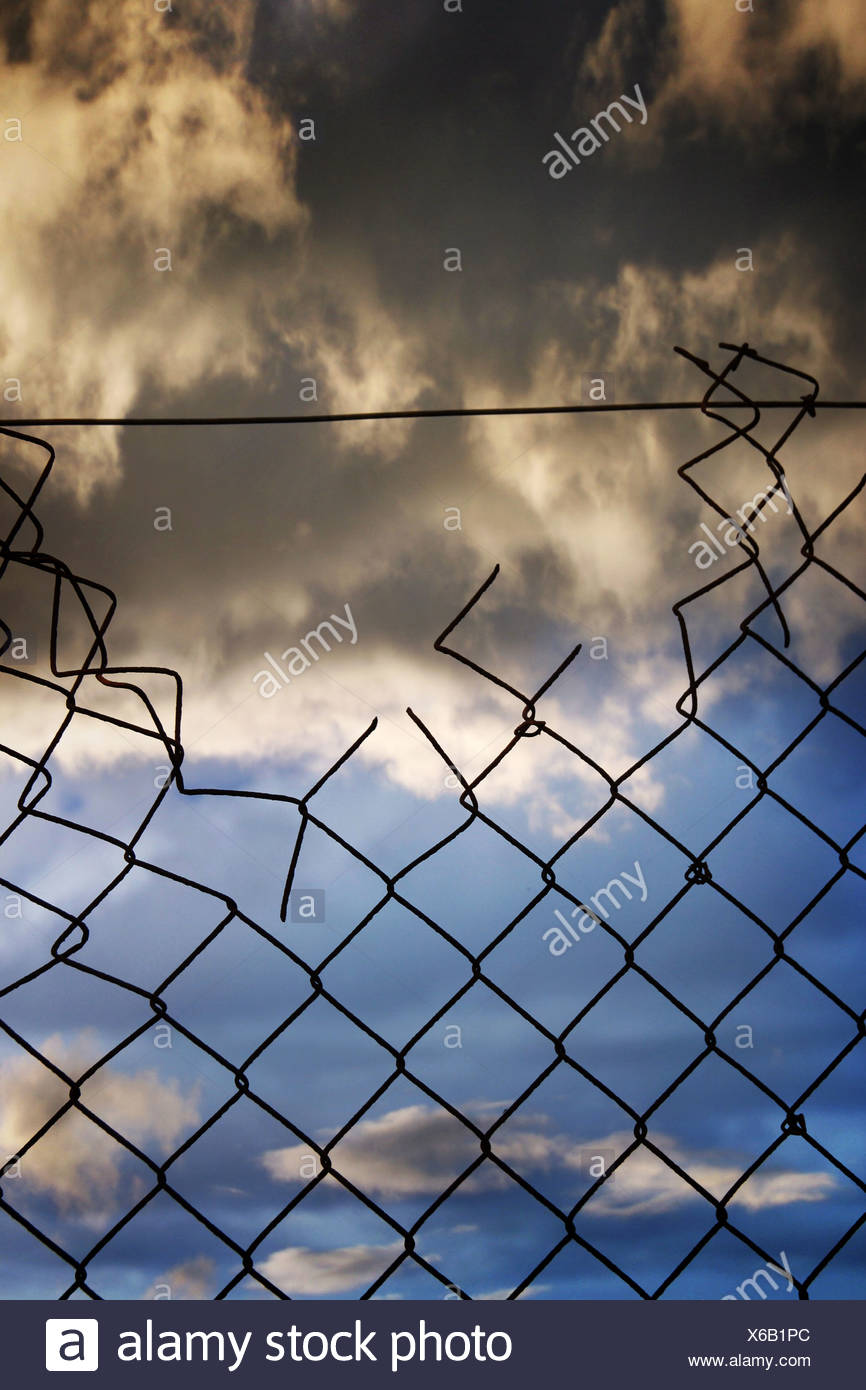 Broken Fence Stock Photos & Broken Fence Stock Images - Alamy