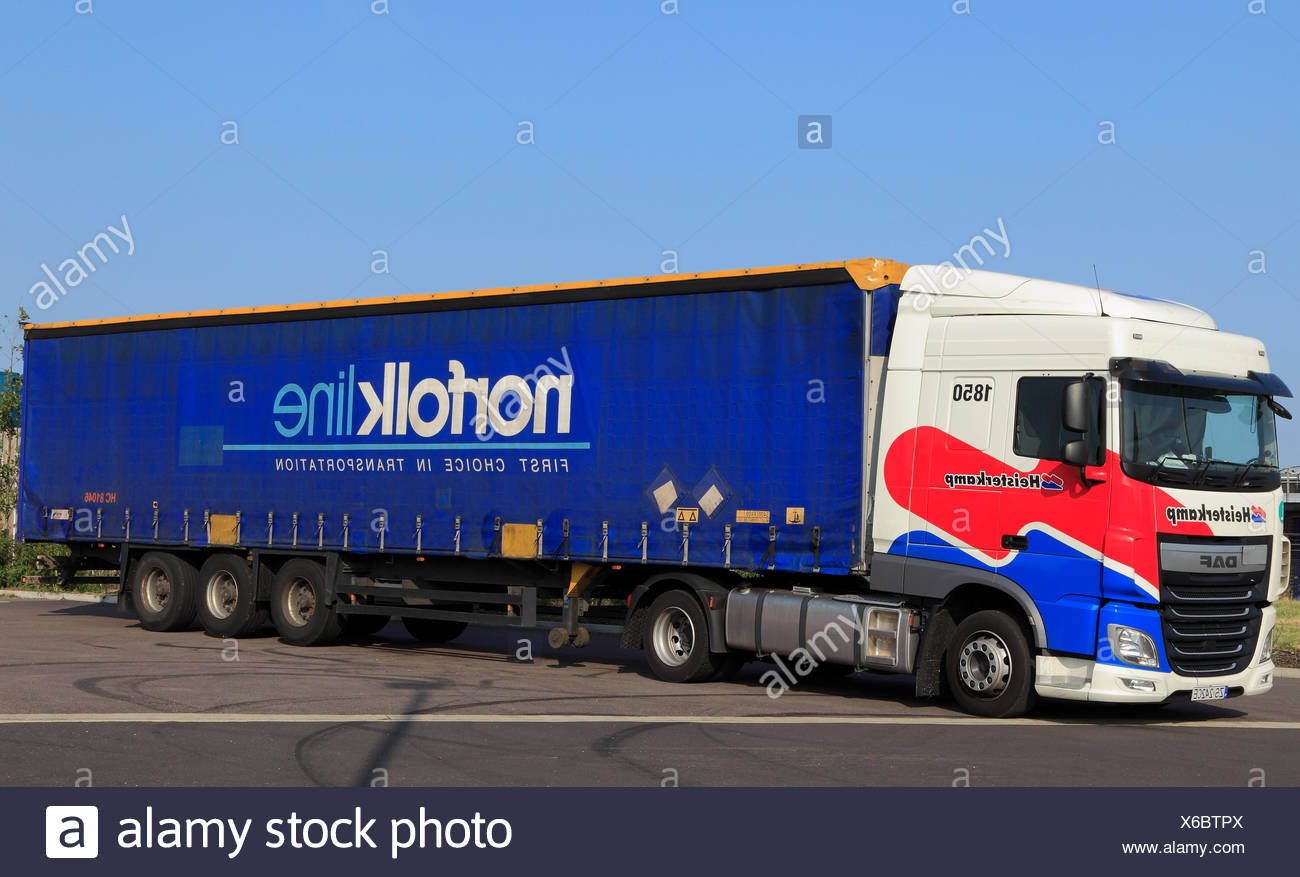 Norfolkline Company Transport Truck Stock Photos & Norfolkline Company ...