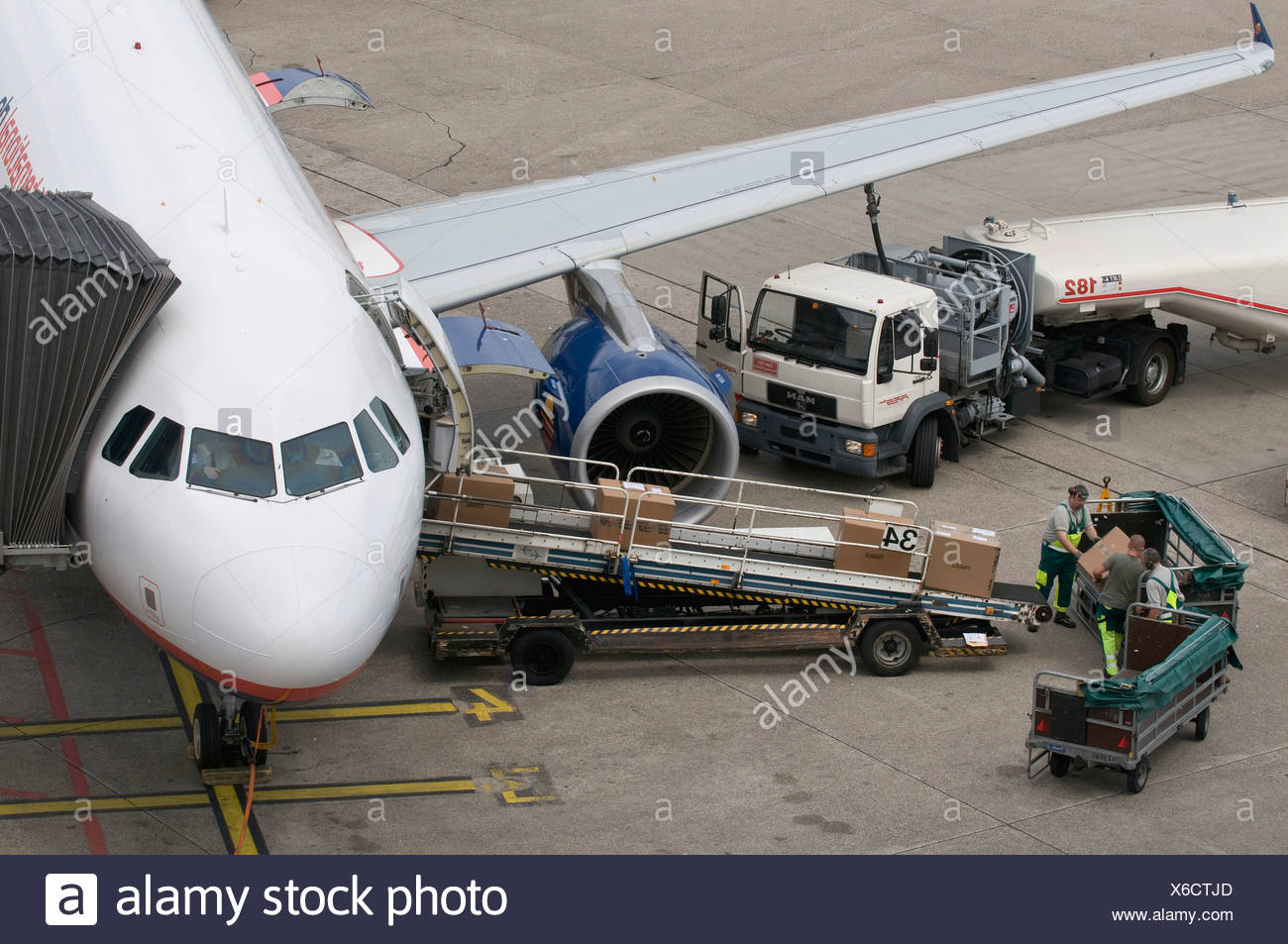 Loaded Stock Photos & Loaded Stock Images - Alamy