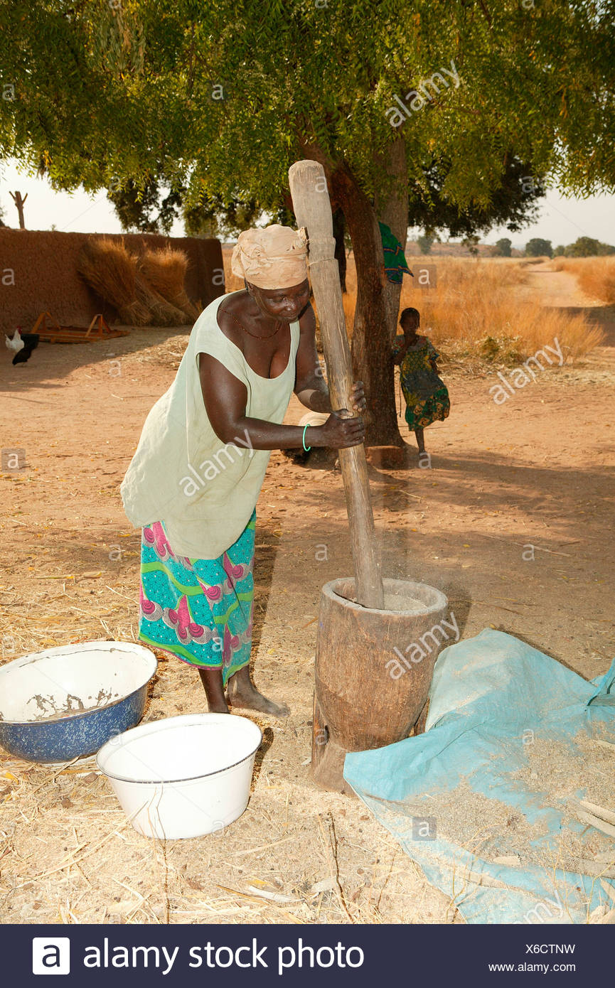 Africa Pounding Millet High Resolution Stock Photography and Images - Alamy
