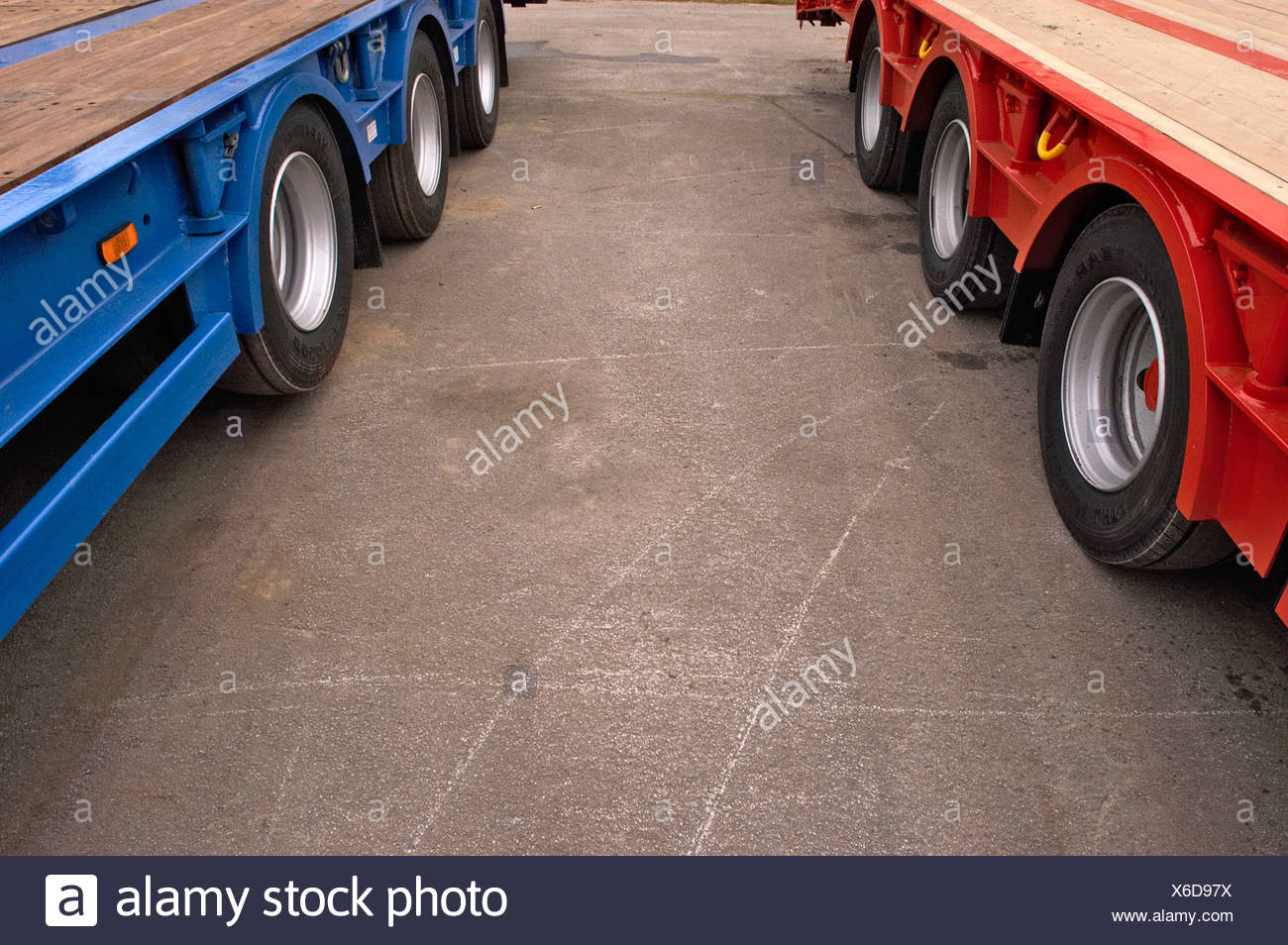 Flat Back Truck High Resolution Stock Photography and Images - Alamy