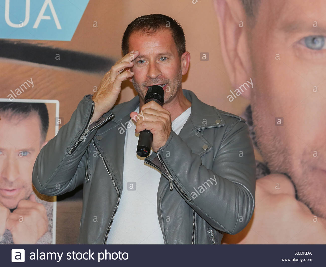 Schweizer Schlagersänger Stock Photos & Schweizer Schlagersänger Stock ...