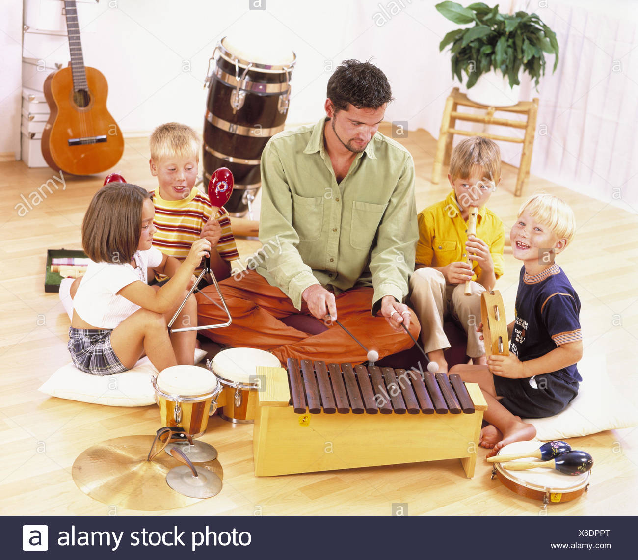 Children Instruments Xylophone Stock Photos & Children Instruments ...