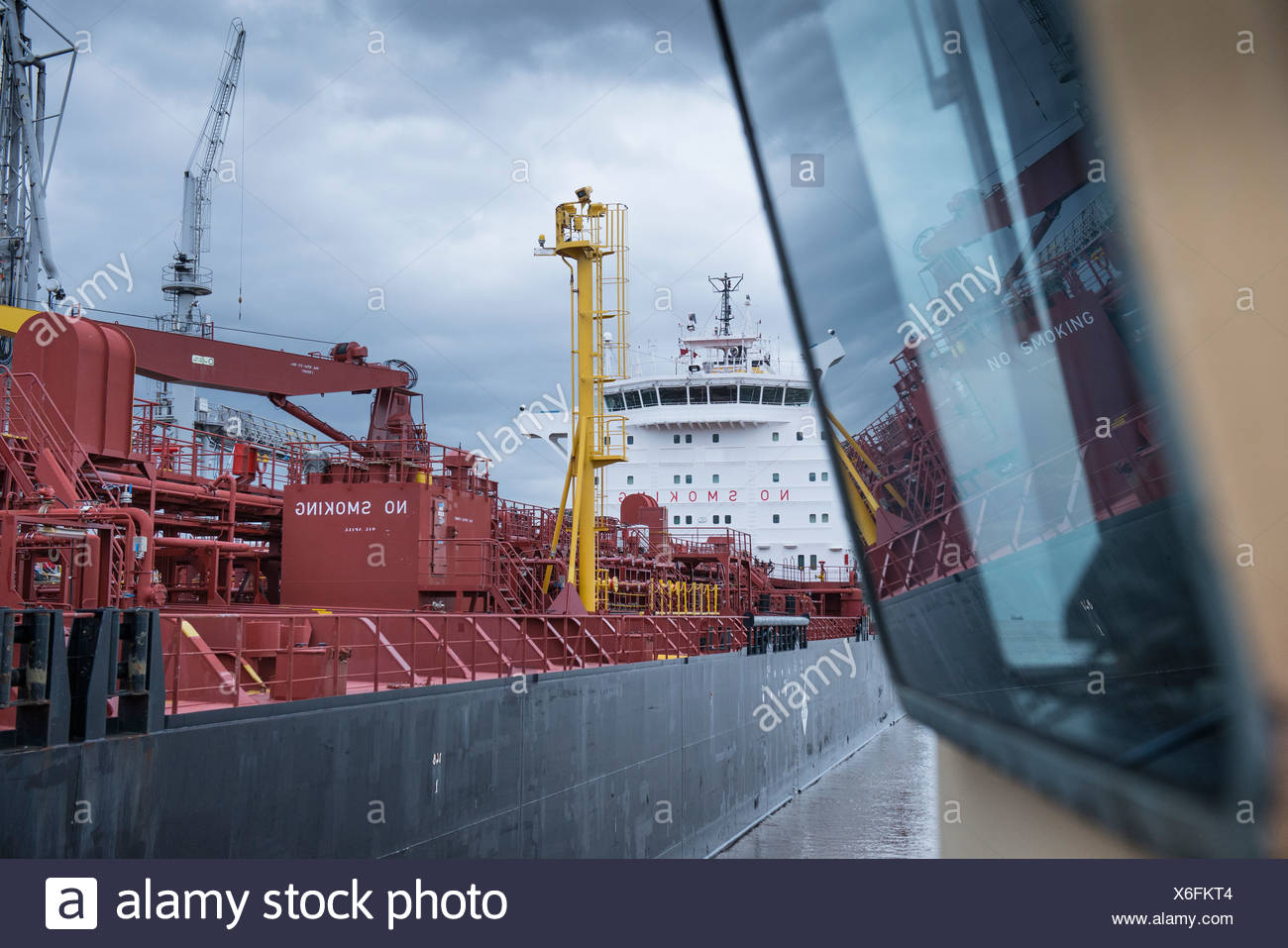 Stern Of Boat High Resolution Stock Photography and Images - Alamy