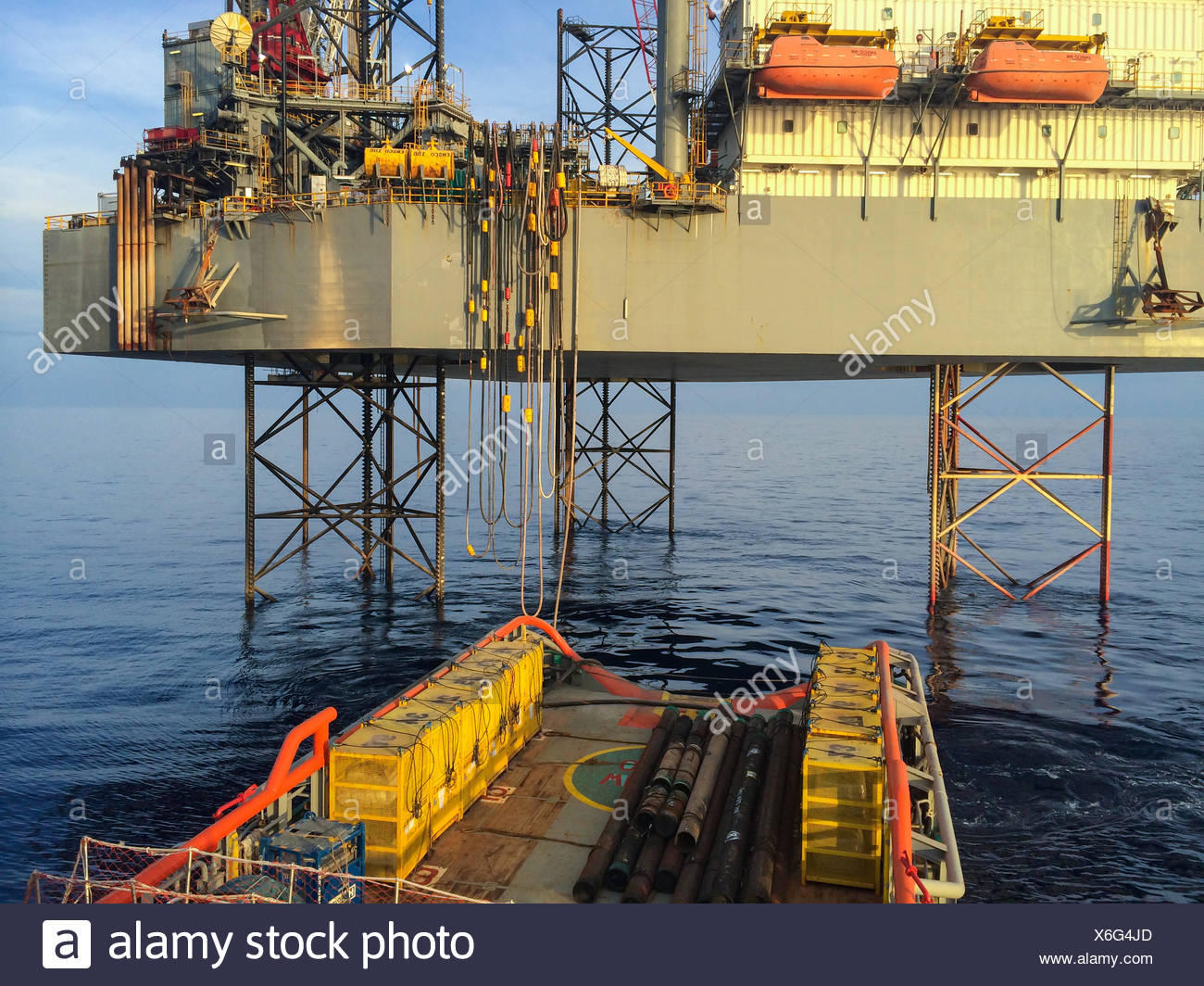 Oil Rig Support Vessel Stock Photos & Oil Rig Support Vessel Stock ...
