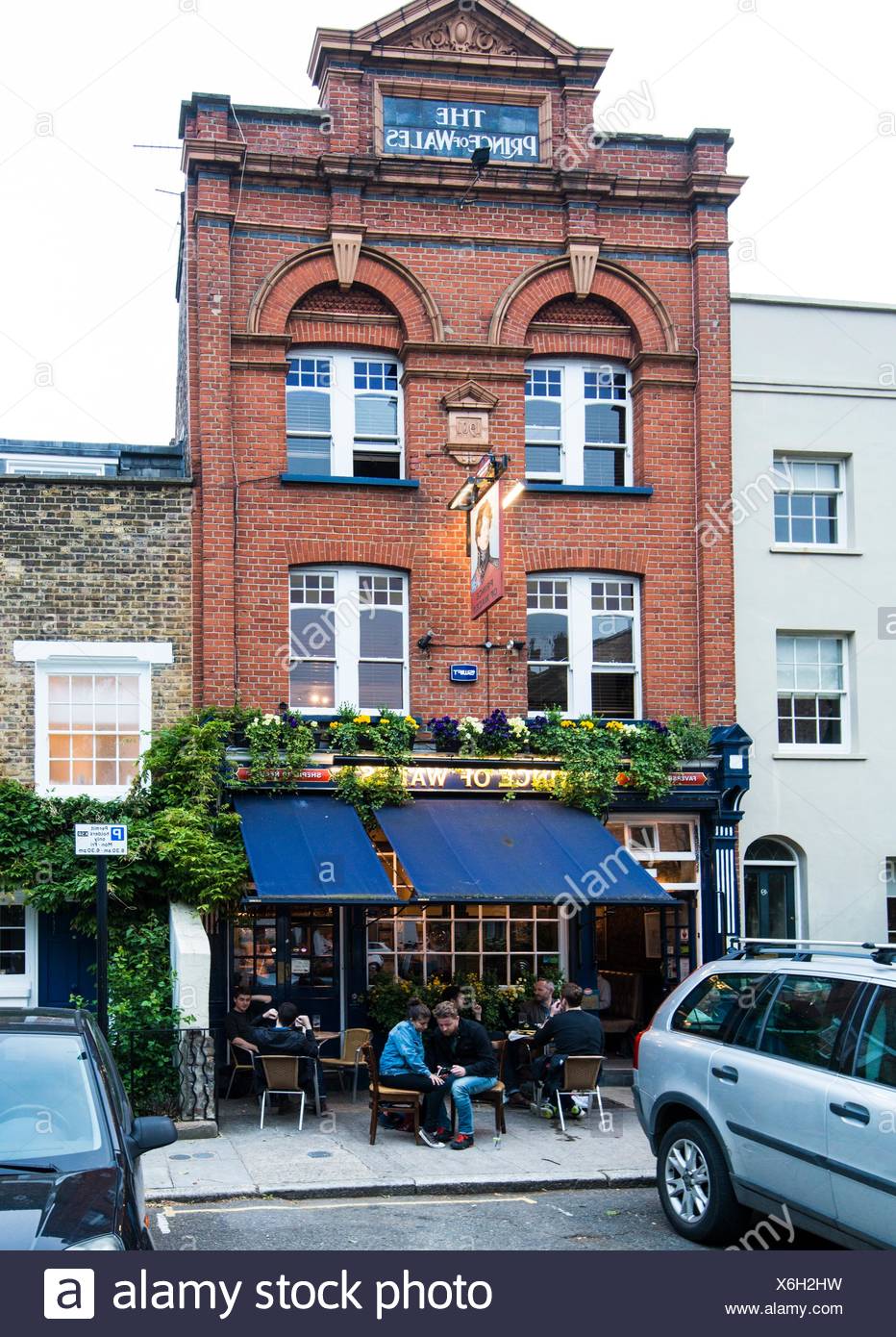 Kennington London High Resolution Stock Photography and Images - Alamy