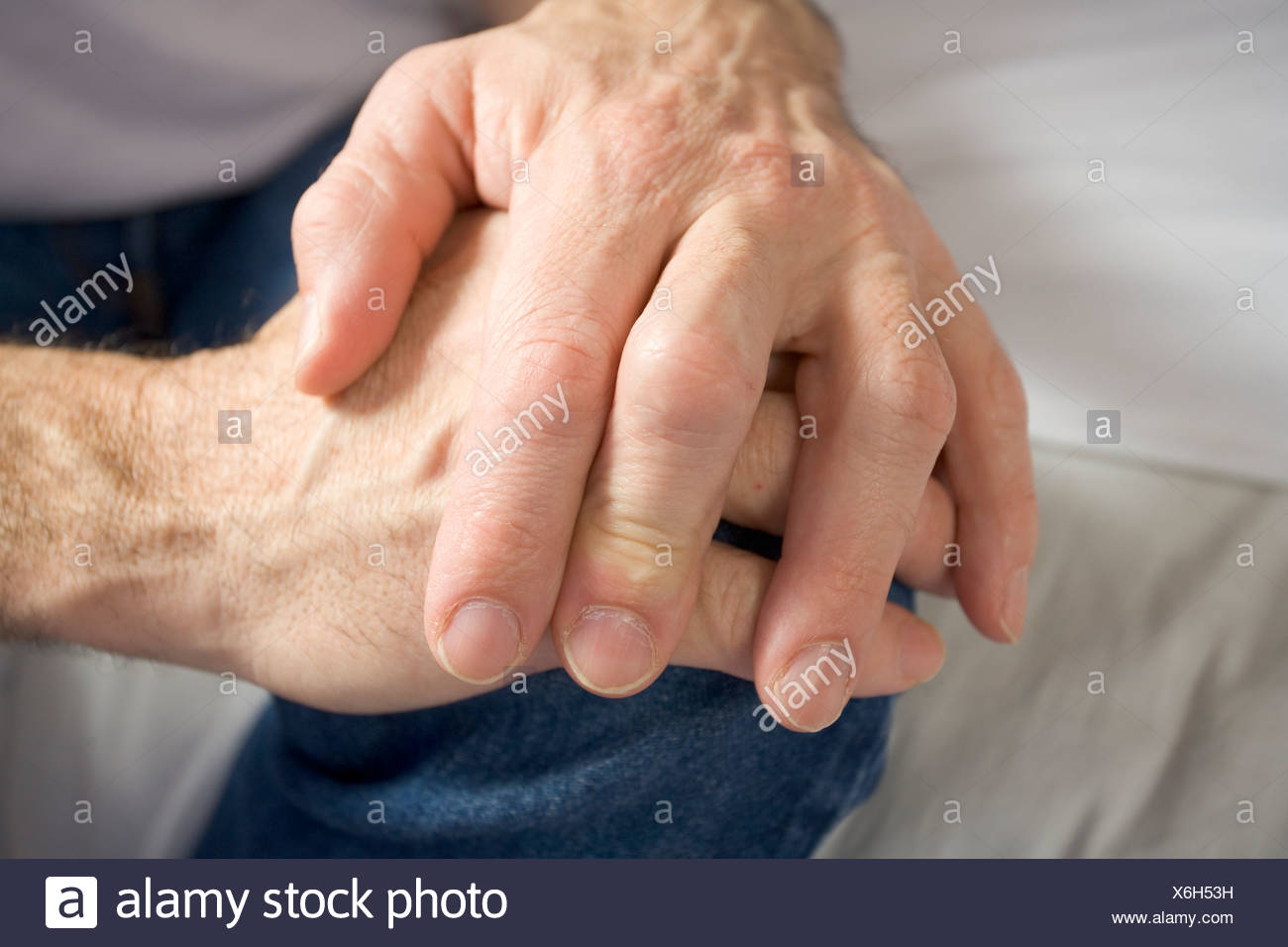 Human Hands On Knee Stock Photos & Human Hands On Knee Stock Images - Alamy