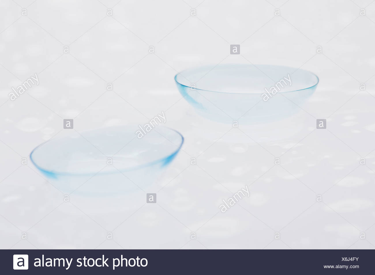 Contact Lenses Stock Photos & Contact Lenses Stock Images - Alamy