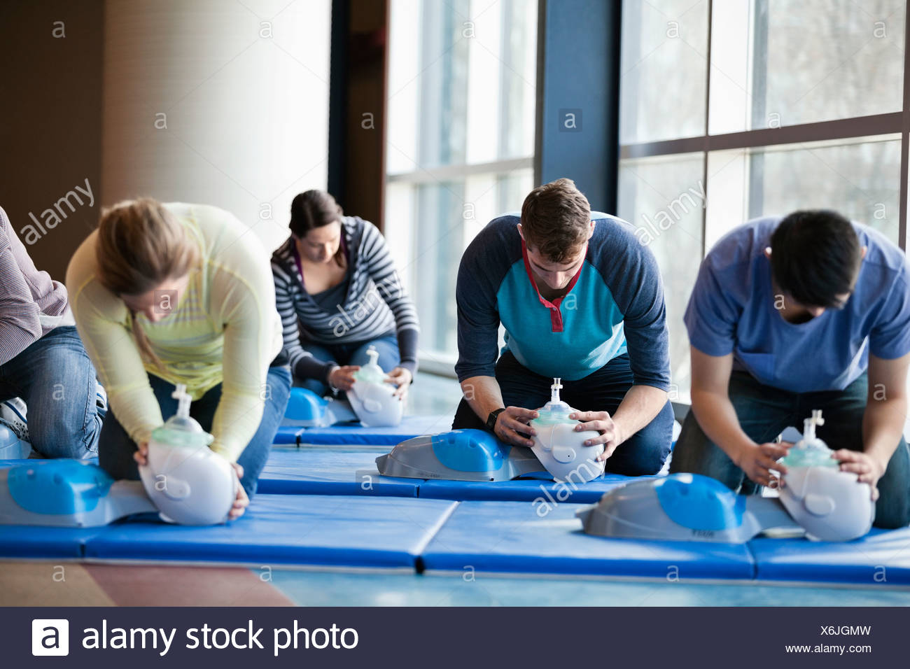 Cpr Dummy Stock Photos & Cpr Dummy Stock Images - Alamy