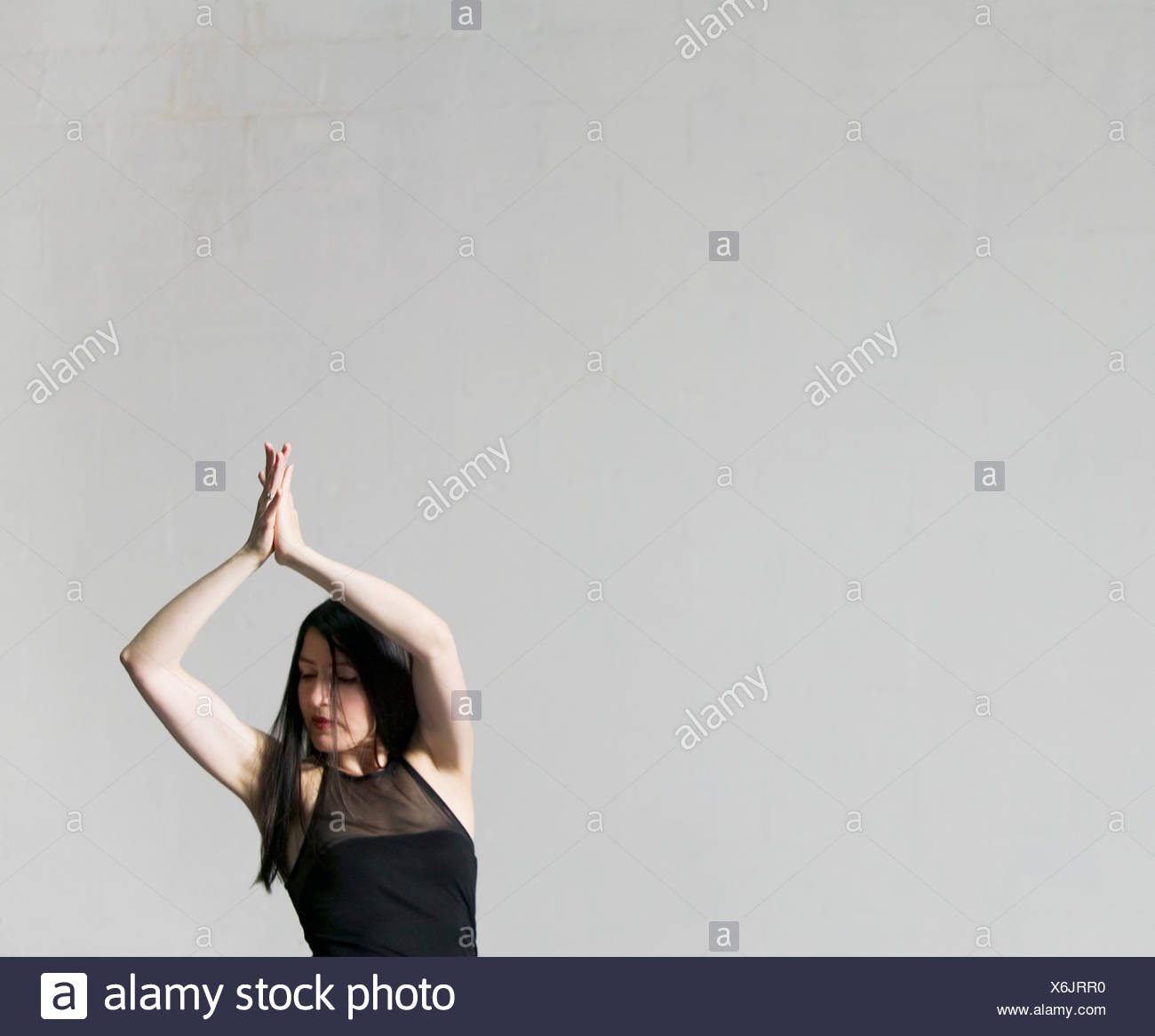 One Female Flamenco Dancer High Resolution Stock Photography and Images ...