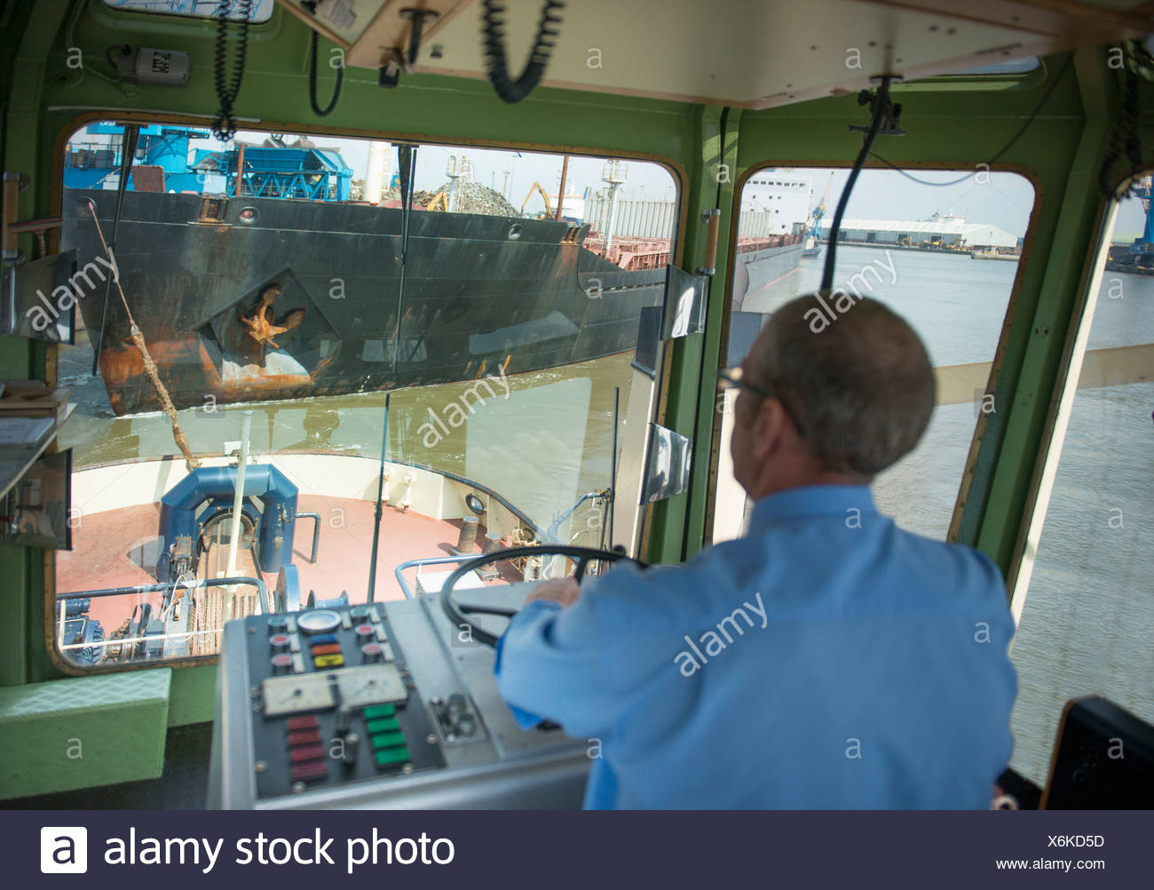 Guiding Ships High Resolution Stock Photography and Images - Alamy