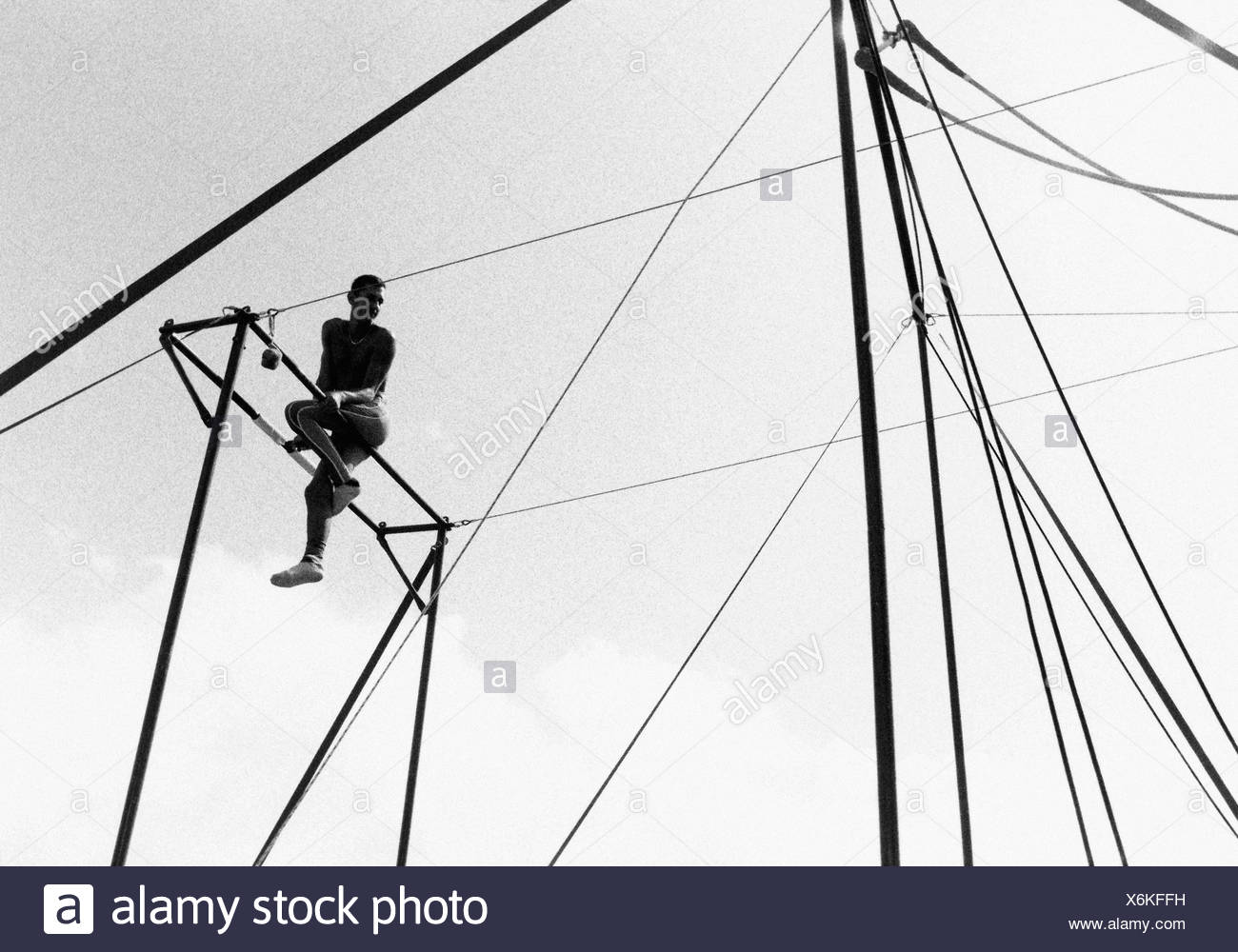 Trapeze Artist High Resolution Stock Photography and Images - Alamy