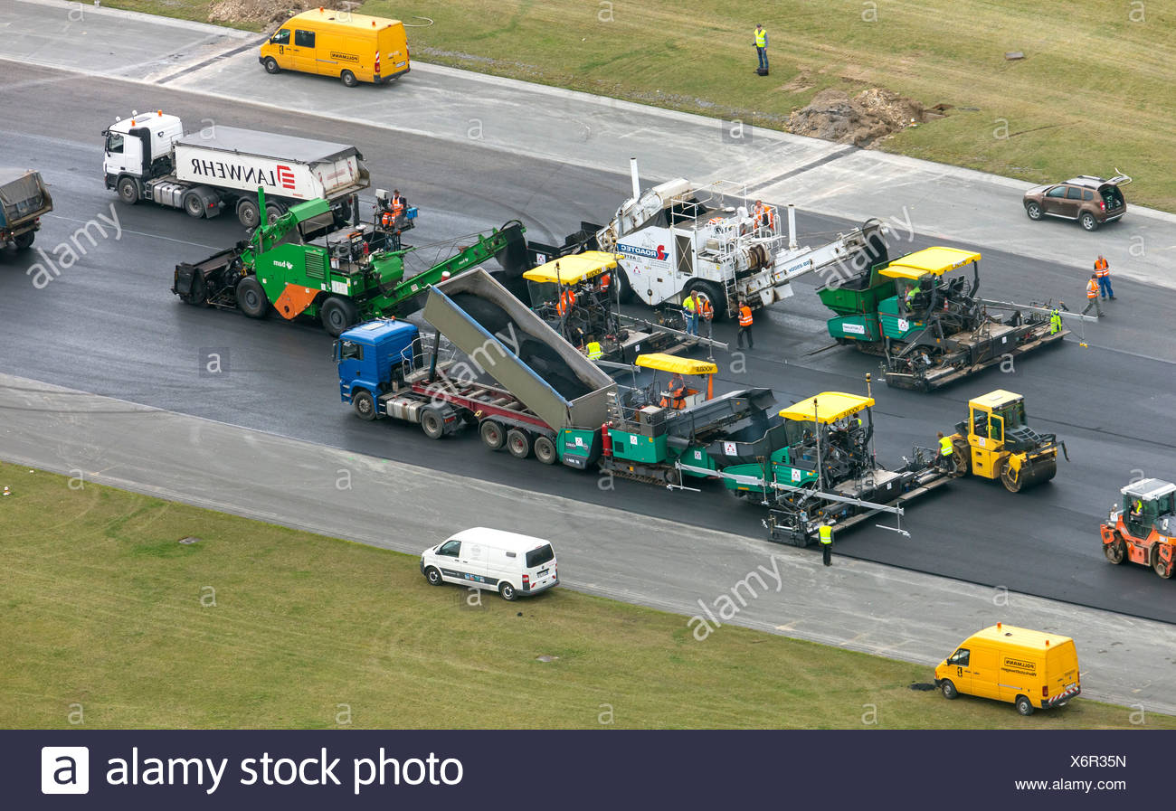 Runway Construction High Resolution Stock Photography and Images - Alamy