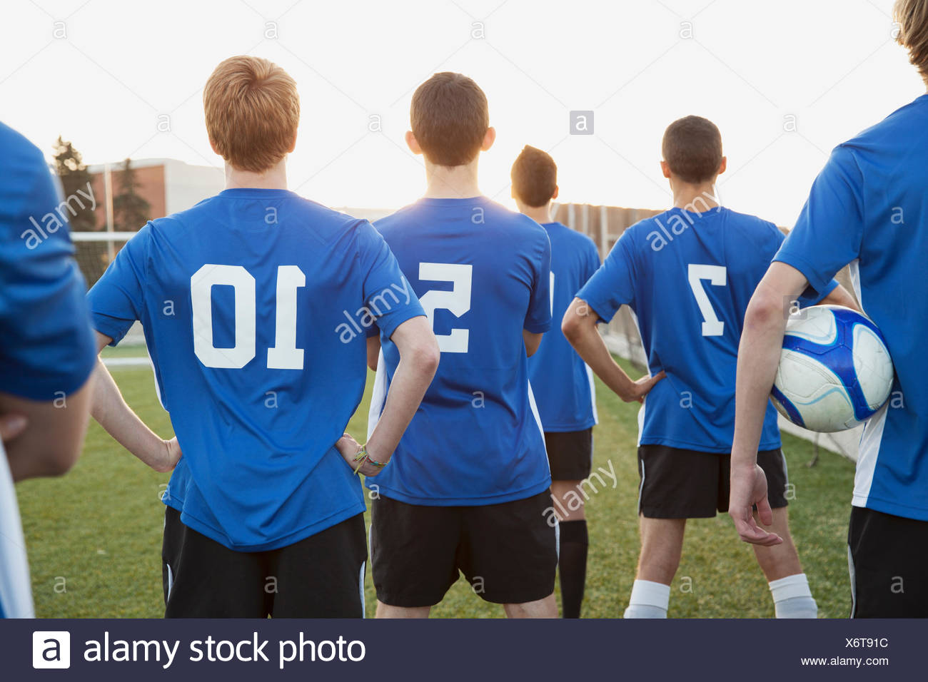 Soccer Players Behind Stock Photos & Soccer Players Behind Stock Images ...
