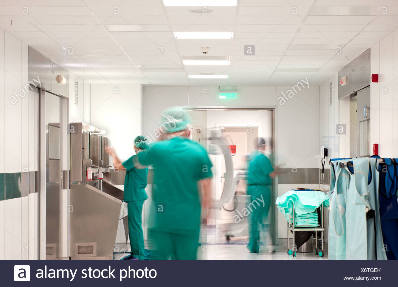 Busy Hospital High Resolution Stock Photography and Images - Alamy