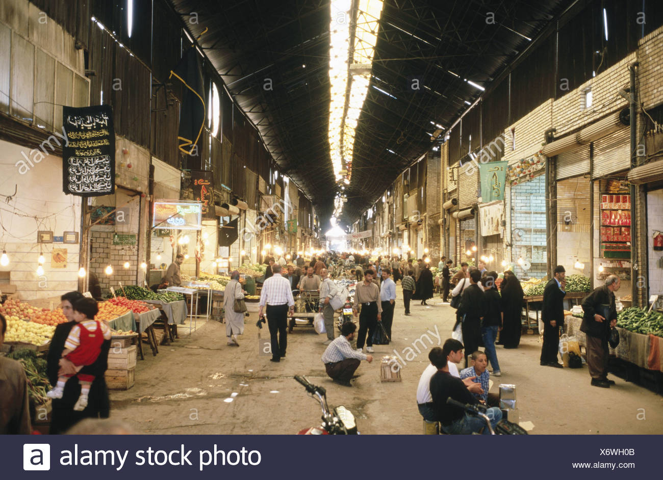 Kerman Bazaar Stock Photos & Kerman Bazaar Stock Images - Alamy