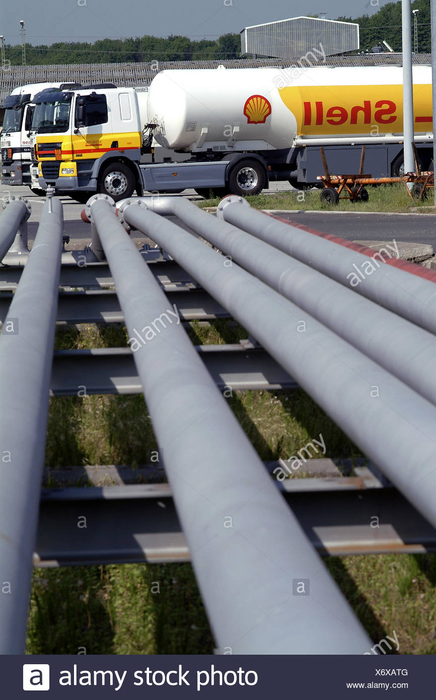 Tank Farm Facilities High Resolution Stock Photography and Images - Alamy