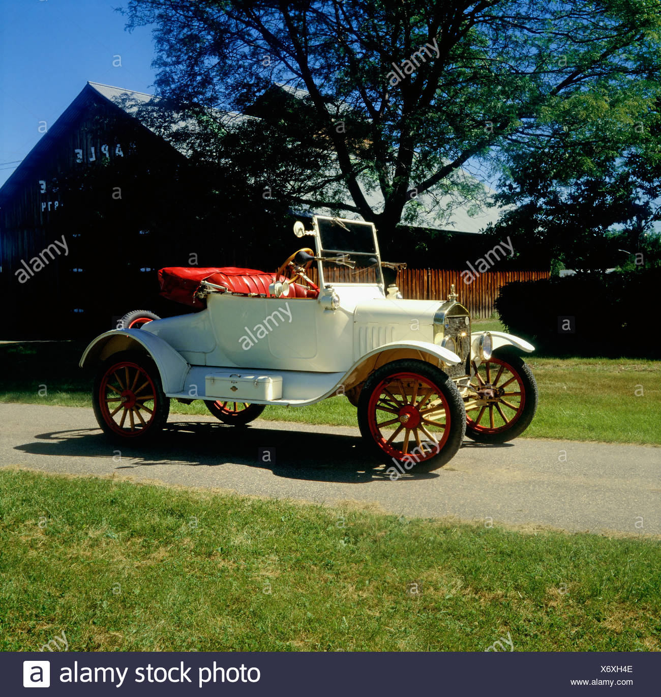 1924 Ford Model Automobile High Resolution Stock Photography and Images ...