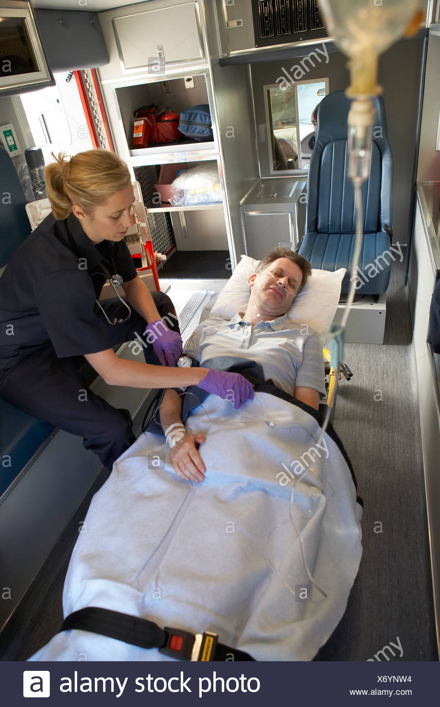 Paramedic Ambulance Stock Photos & Paramedic Ambulance Stock Images - Alamy
