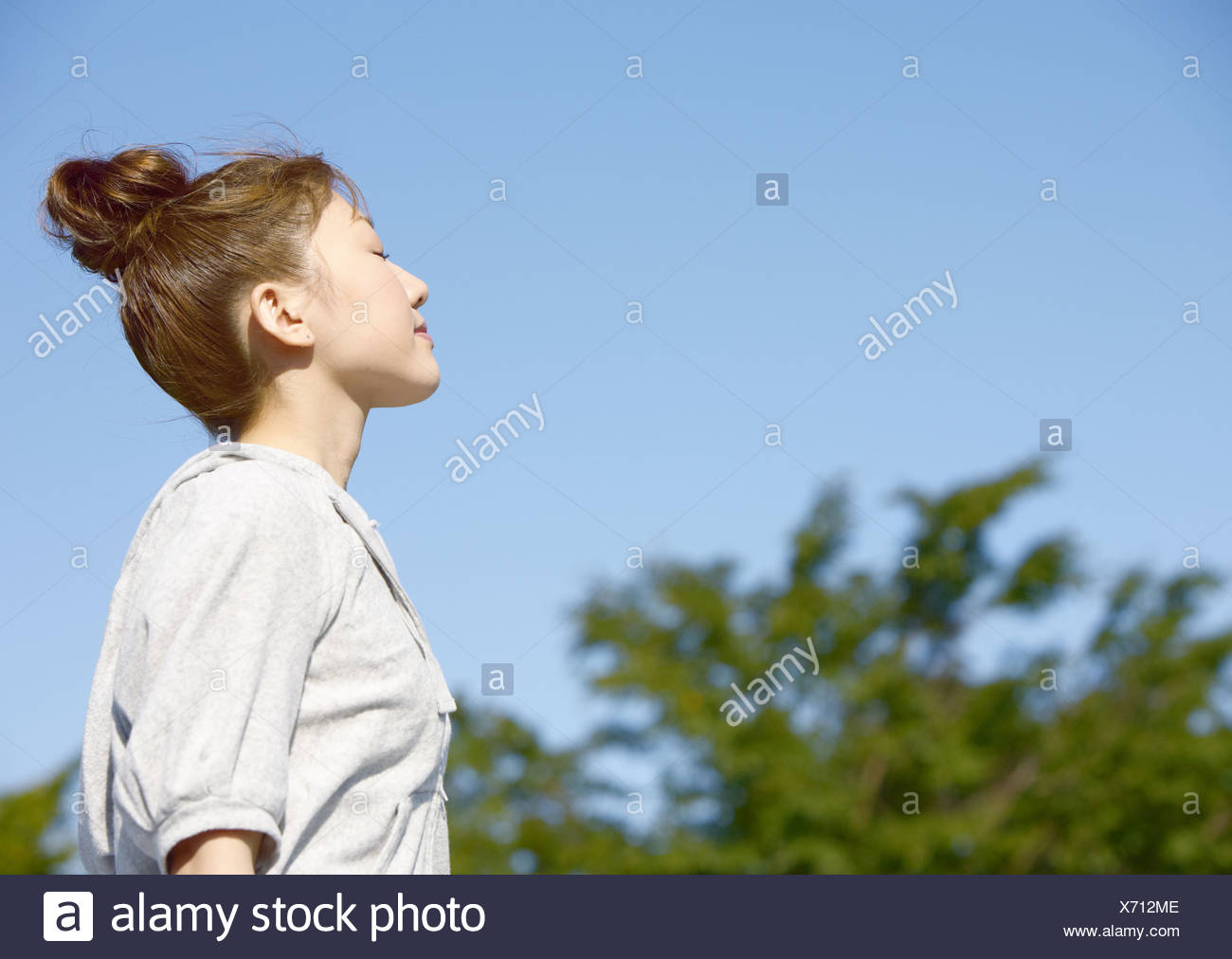 Deep Breath Stock Photos & Deep Breath Stock Images - Alamy