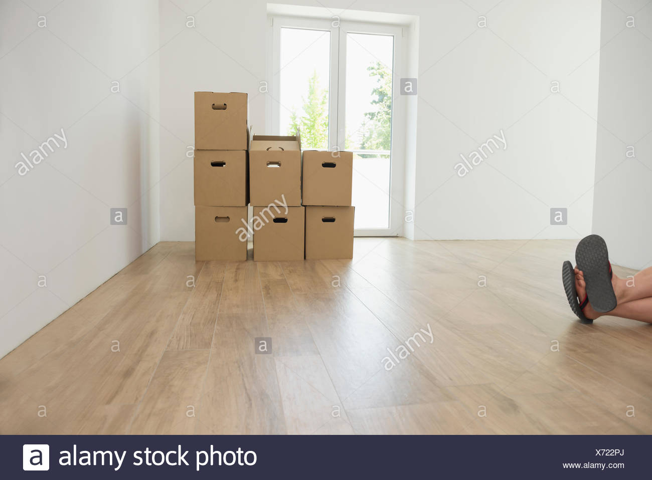 Boxes For Transport High Resolution Stock Photography and Images - Alamy