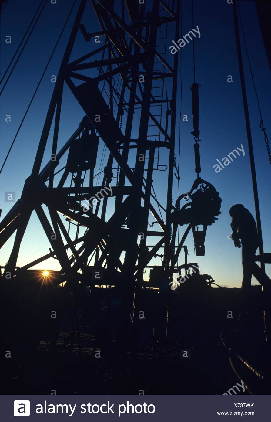 Oil Rig Workover High Resolution Stock Photography and Images - Alamy