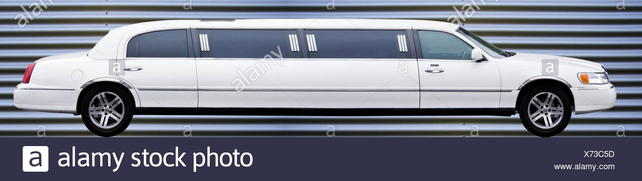 White Limousine High Resolution Stock Photography and Images - Alamy