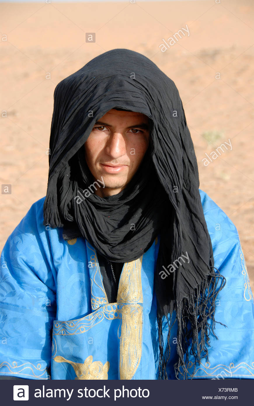 Berber Tuareg People Blue People High Resolution Stock Photography and ...