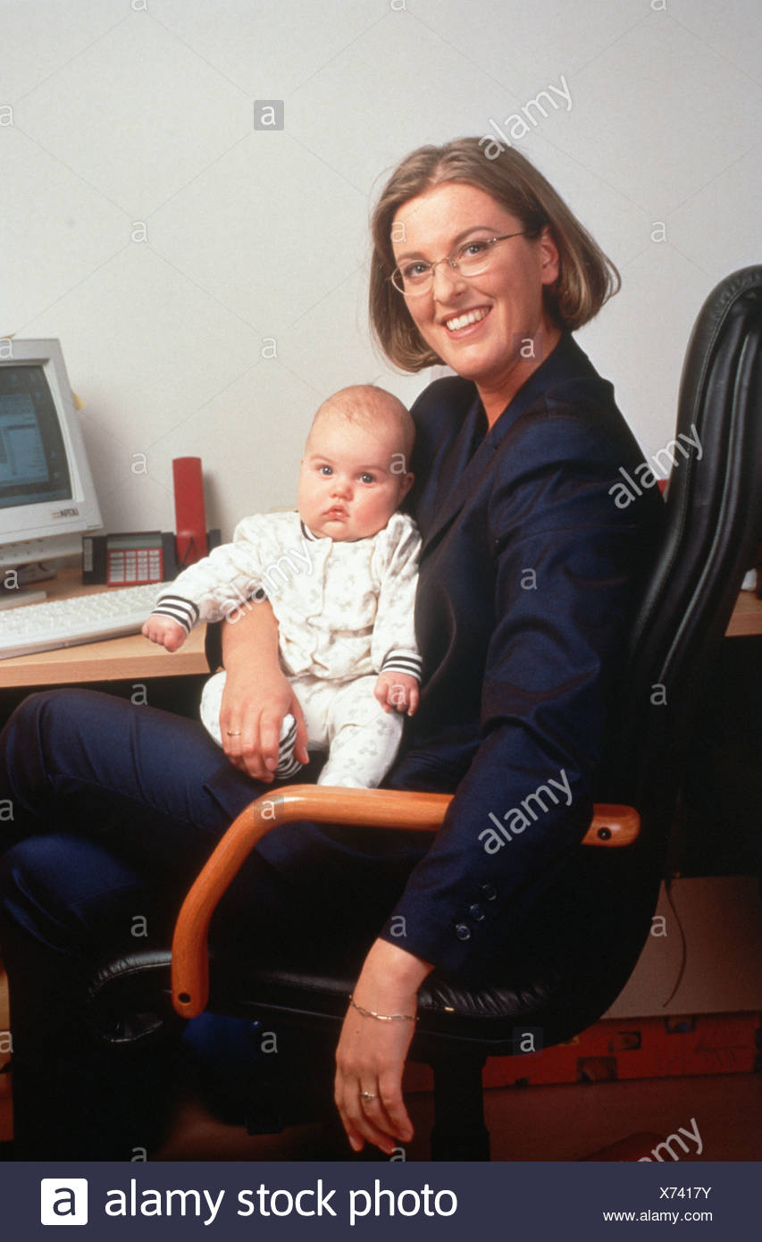 Desk Woman 1980s High Resolution Stock Photography and Images - Alamy