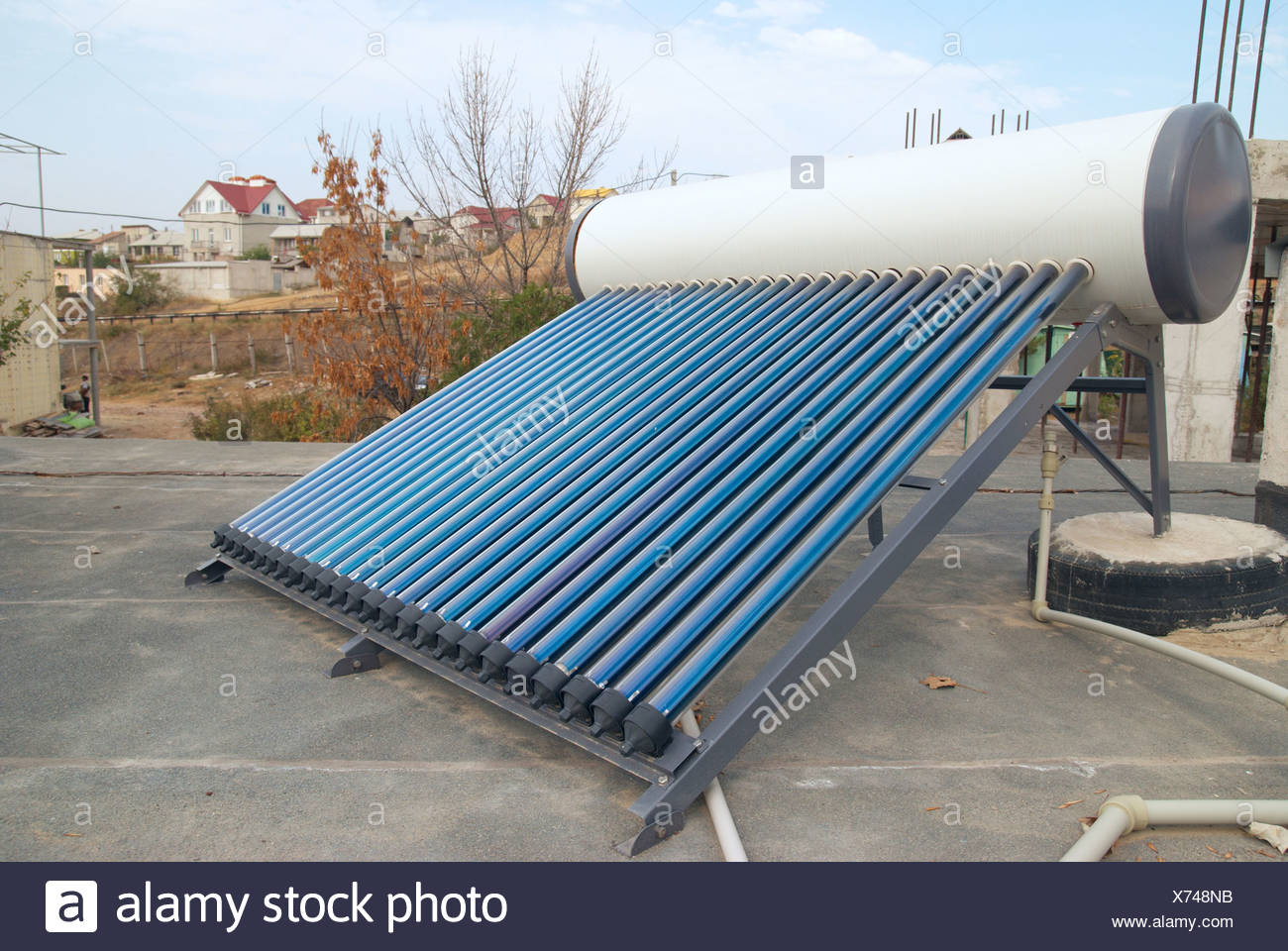 Solar Water Heating Panel Tank Stock Photos & Solar Water Heating Panel ...