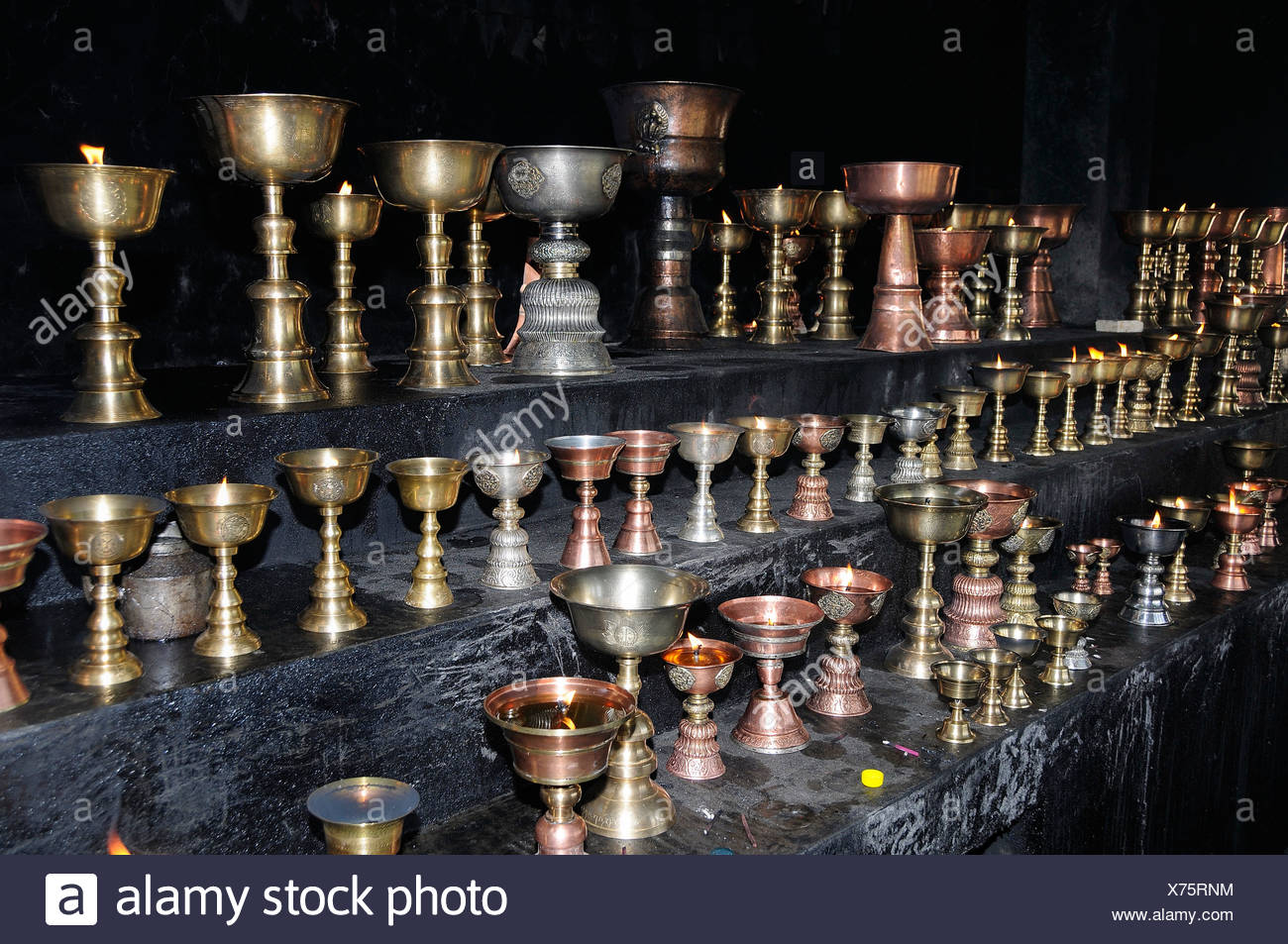 Buddhist Lamps Stock Photos & Buddhist Lamps Stock Images - Alamy