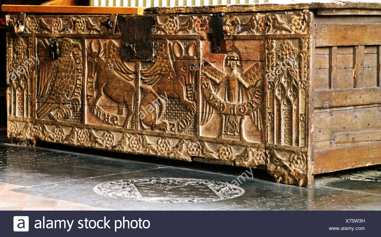 Oak Chest High Resolution Stock Photography and Images - Alamy