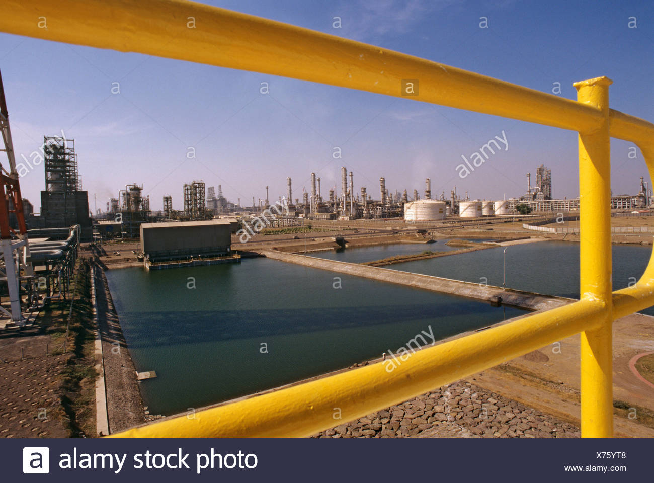 Reliance India Stock Photos & Reliance India Stock Images - Alamy
