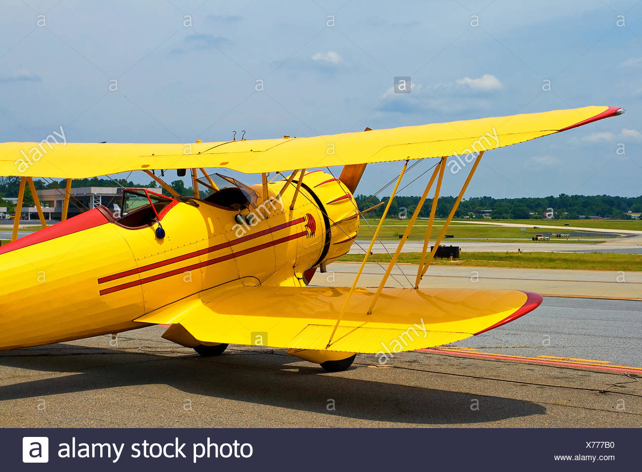 Wwii Vintage Airplane Stock Photos & Wwii Vintage Airplane Stock Images ...