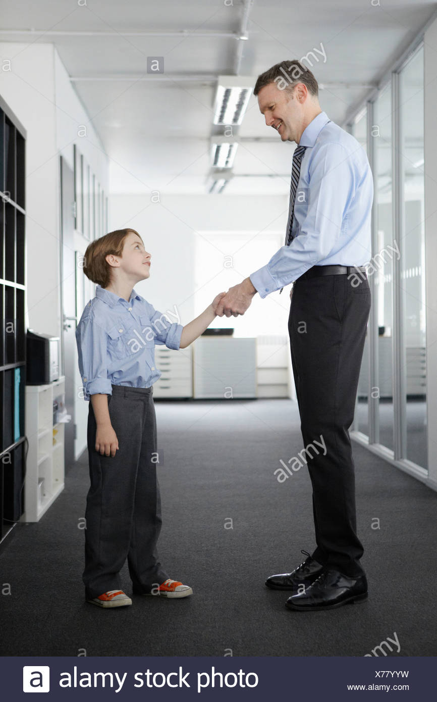 Short Man Tall Man High Resolution Stock Photography and Images - Alamy